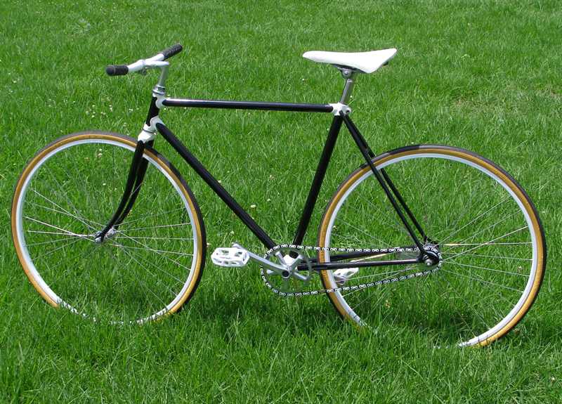 Ferrovelo - AJ's BlogCycle: Apollo Jaguar Single Speed Project