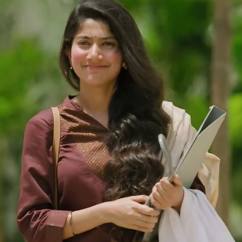 Sai pallavi - UDHAYANILA GROUPS