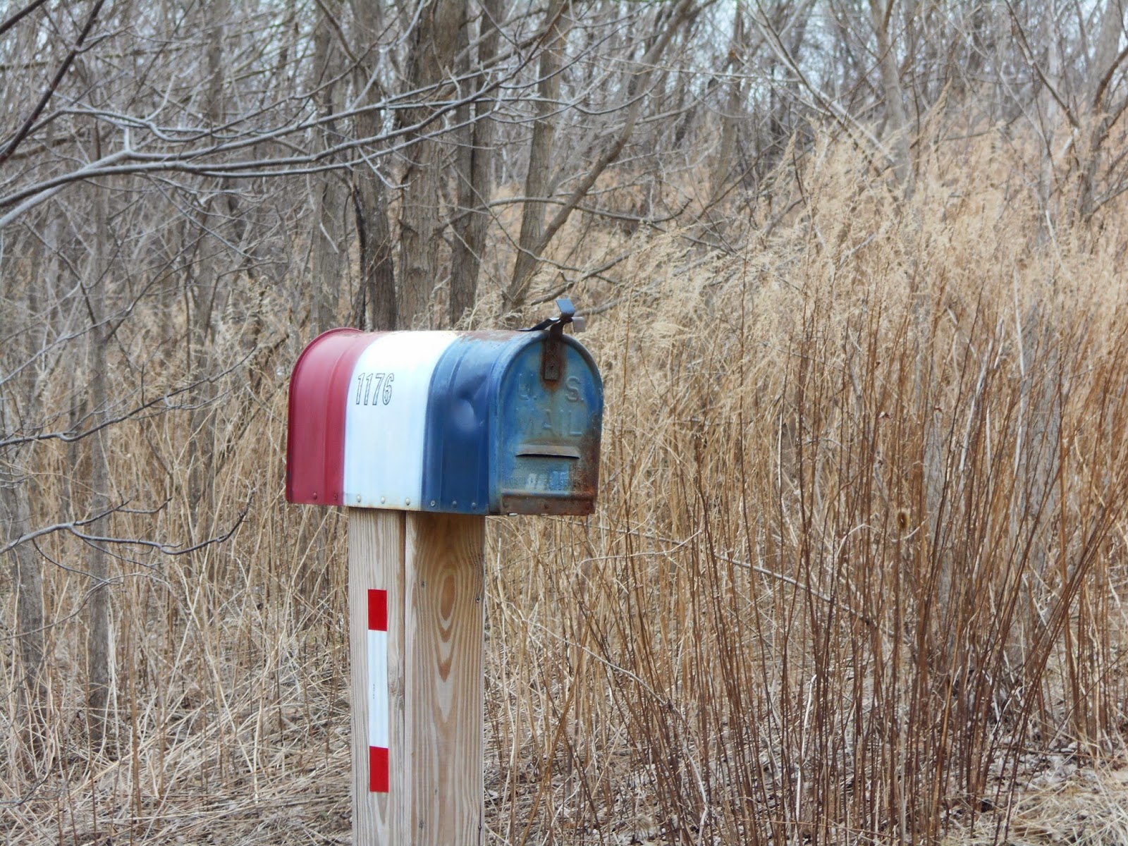 New York State of Mind: MAIL BOXES IN THE COUNTRY AND IN THE VILLAGE