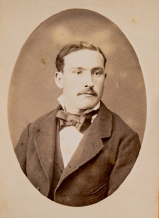 ARTHUR RIMBAUD: Et un nouveau portrait de Rimbaud, un ! ;o)