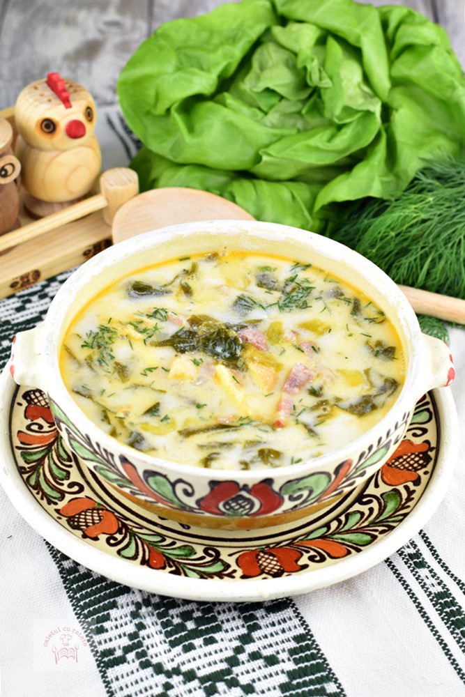 Ciorba de salata verde cu afumatura - CAIETUL CU RETETE