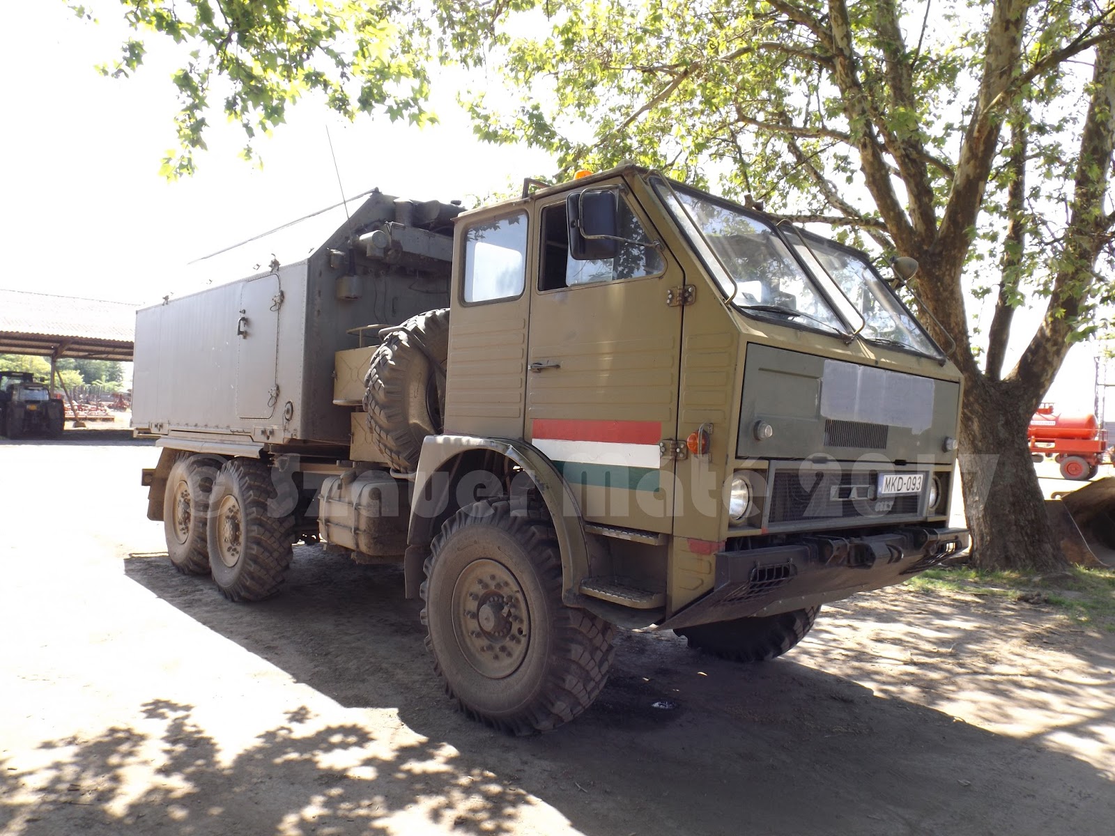 ..Mezőgépek..: május 2017