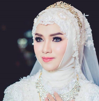 30 Model Hijab Pengantin Dengan Wajah Bulat - Model Hijab Terbaru dan Jilbab Kerudung trend Terkini