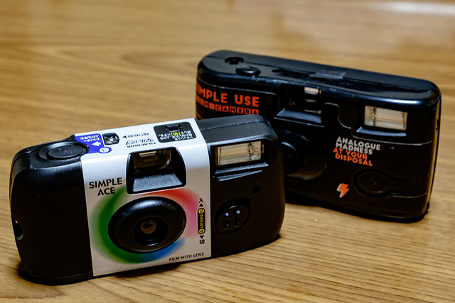 アリバイ日記: 【機材紹介】Lomography Simple Use Film Cameraという使い捨てカメラ 使い方編