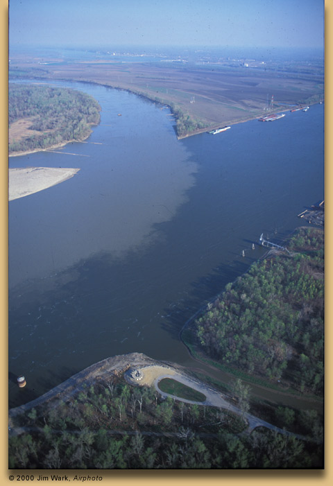 Larry's Library: MISSOURI MISSISSIPPI RIVER CONFLUENCE AND RACE