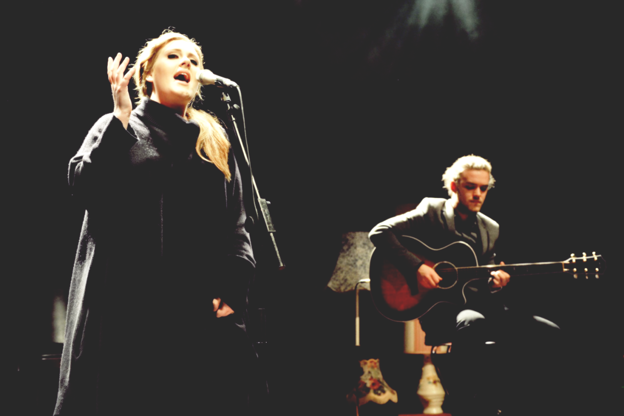 Adele The Queen.: Adele,Ben Thomas.