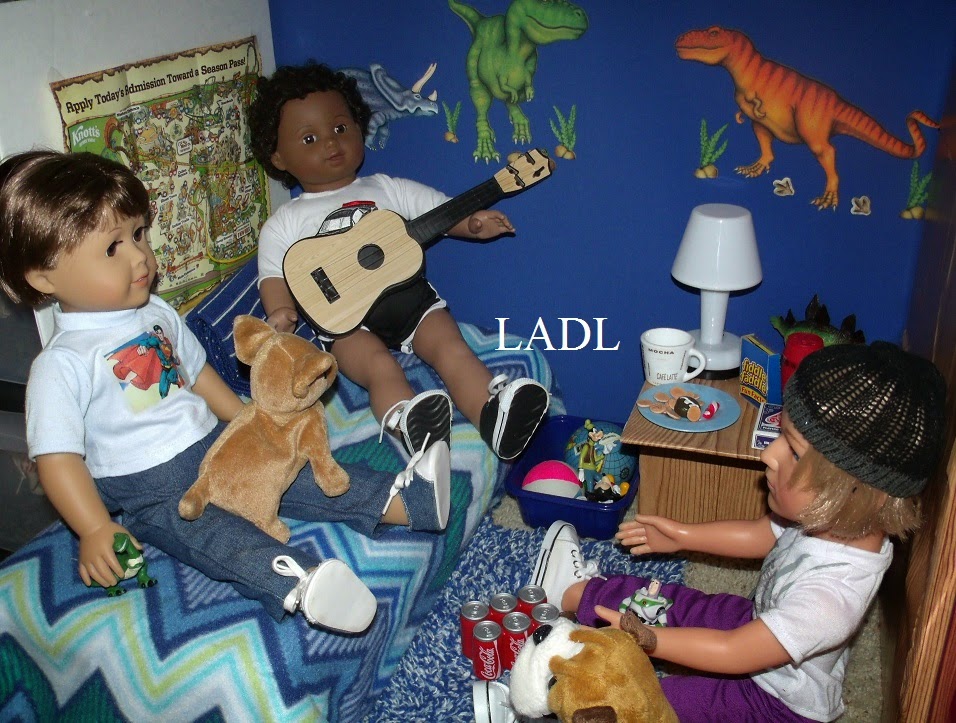 Living A Doll's Life : *In Store Report* 18" Size Doll Guitars (Dollar ...