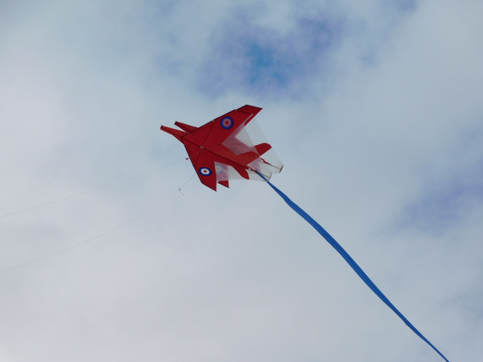 Flying Fish Kiting Team: Red Arrows, again