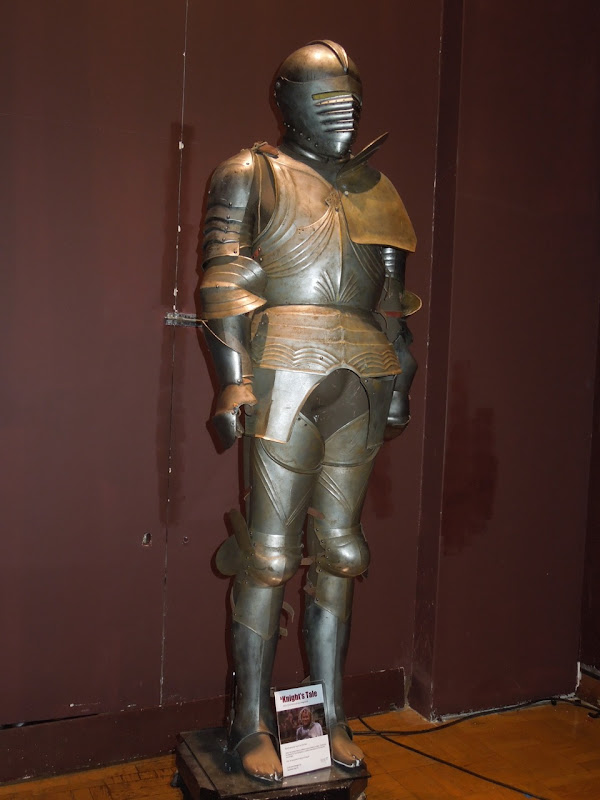 Hollywood Movie Costumes and Props: Stunt suit of armour from A Knight ...