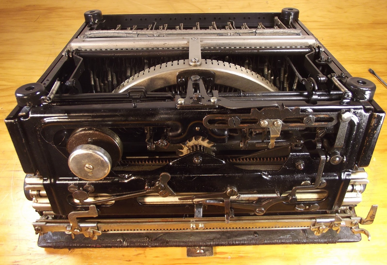 oz.Typewriter: Merz Typewriter