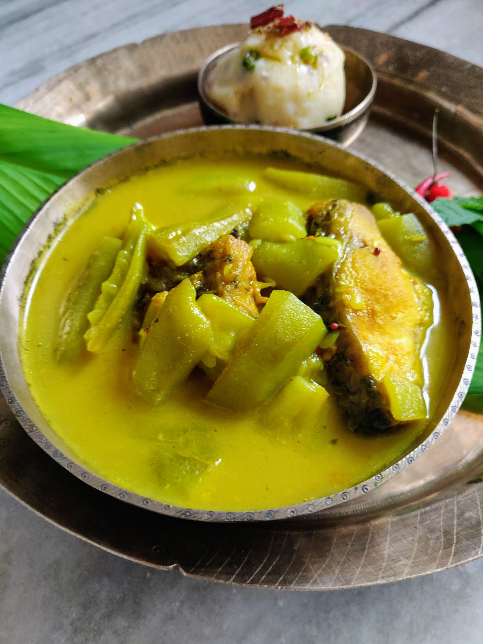 Tangy Fish Curry with Ridge Gourd (Masor Jika Tenga)