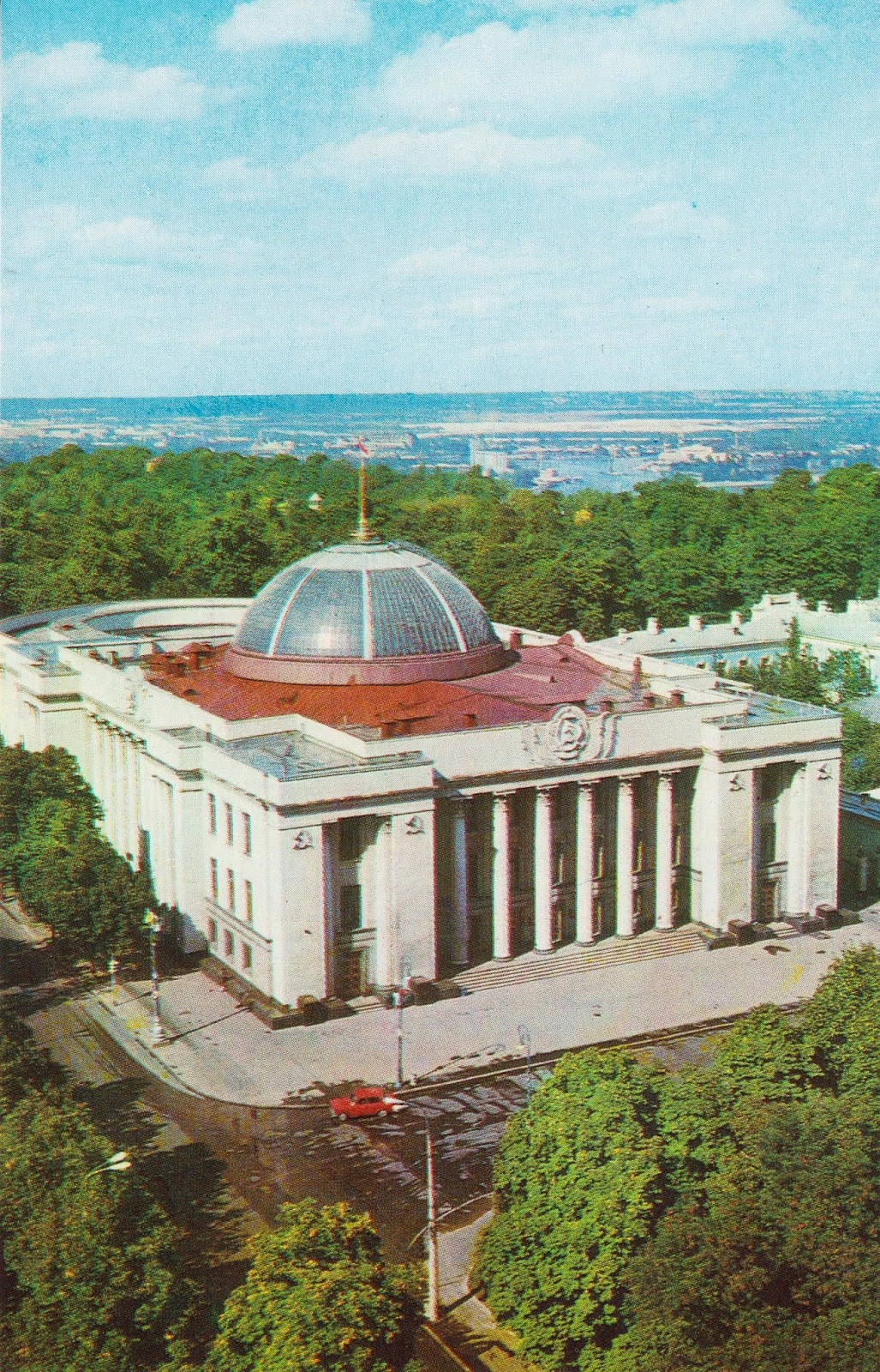 The Left Chapter: War Monuments and Sights of Soviet Kiev 1975 -- 16 ...