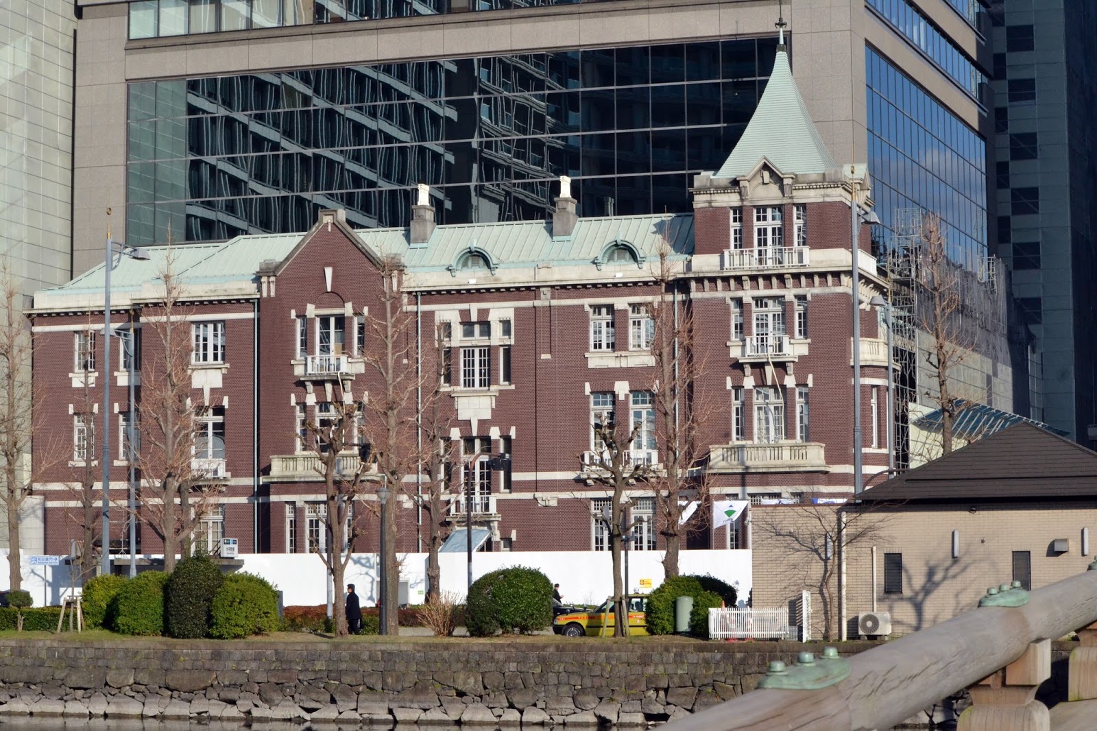 Birding in Japan: The Moat of the Imperial Palace I