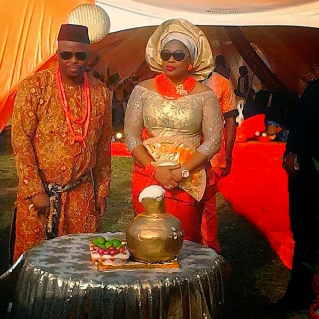Entyna's world: Gospel Singer Sinachi Weds Traditionally in Style