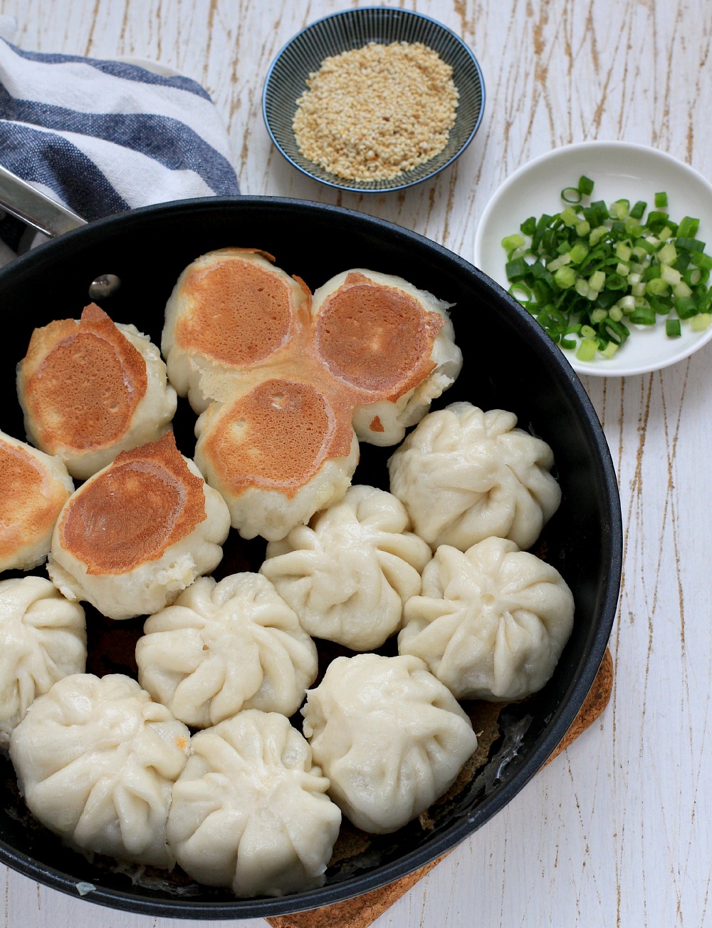 Shanghainese panfried steamed pork buns
