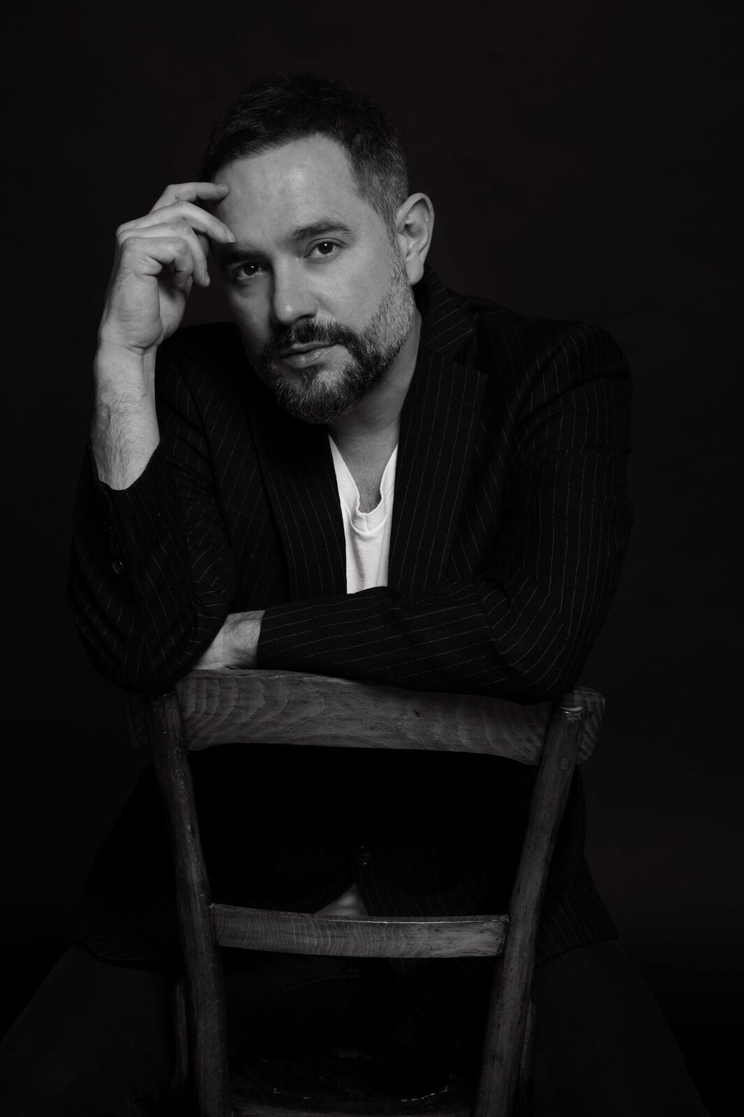 Tom Baxter Releases New Single "Ballad Of Davey Graham" | NataliezWorld