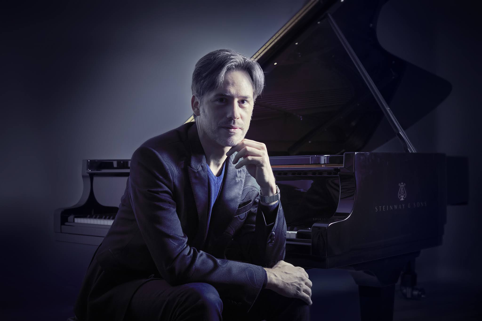 Planet Hugill: The performer is a mirror who should serve the text and ...