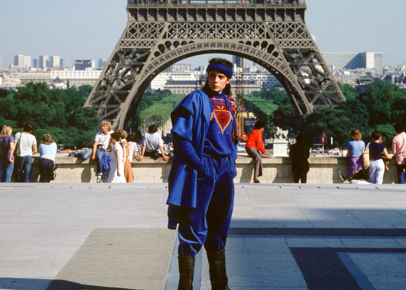 Paris In 1980 Through Fascinating Photos Vintage Everyday paris-in-1980-through-fascinating-photos-vintage-everyday