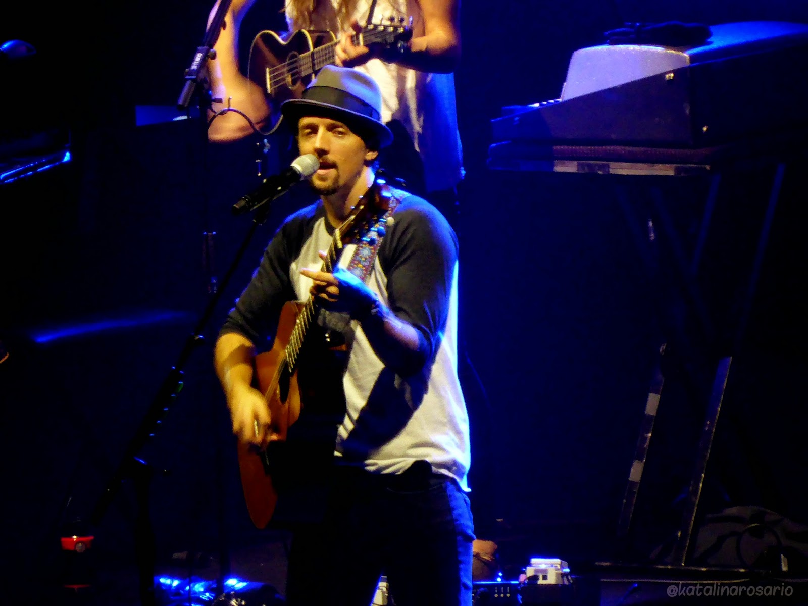 An Acoustic Night with Jason Mraz and Raining Jane [★] - Kath's Journey ...