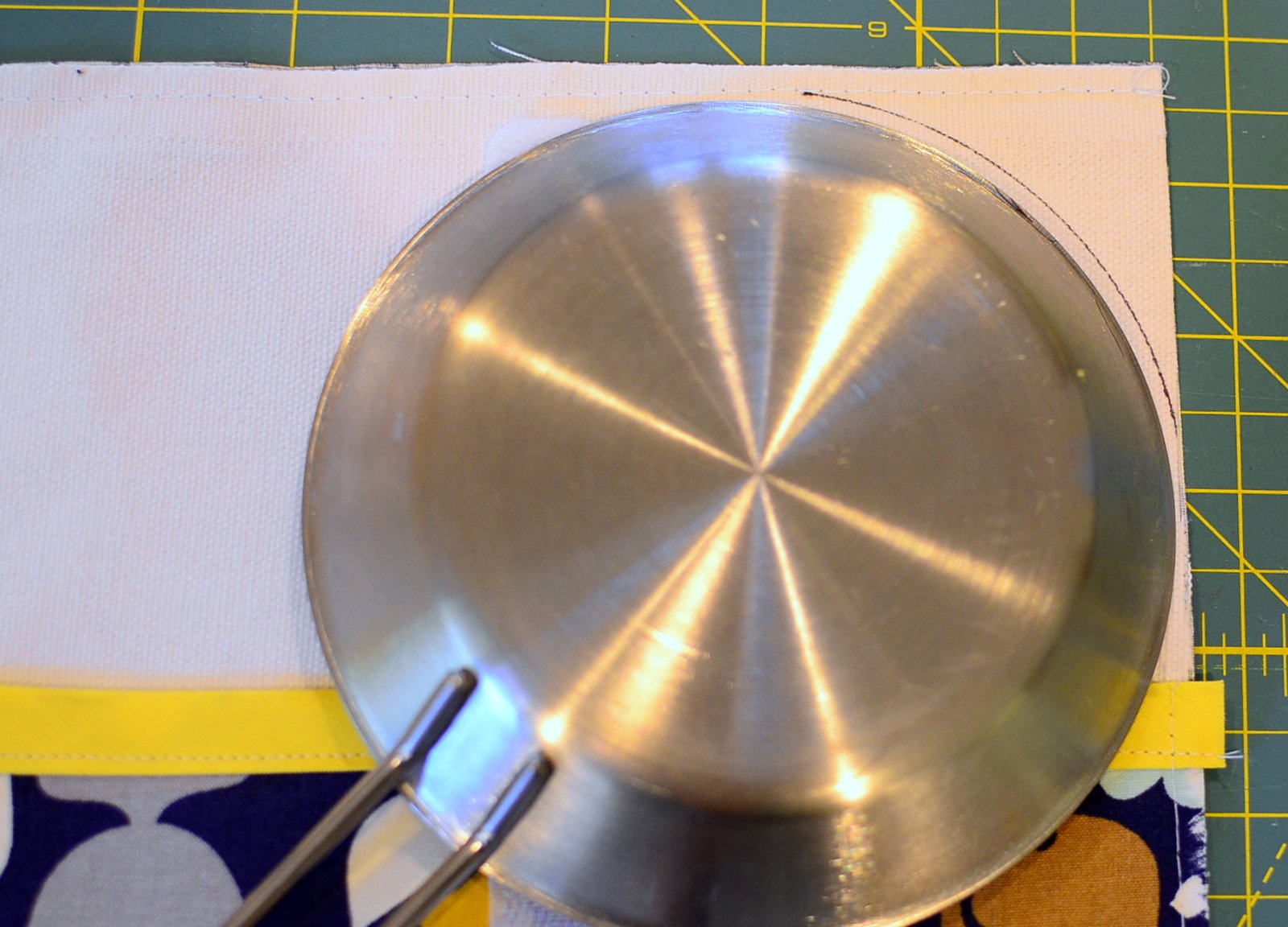 Jane of all Trades: Super-sized snack sack tutorial