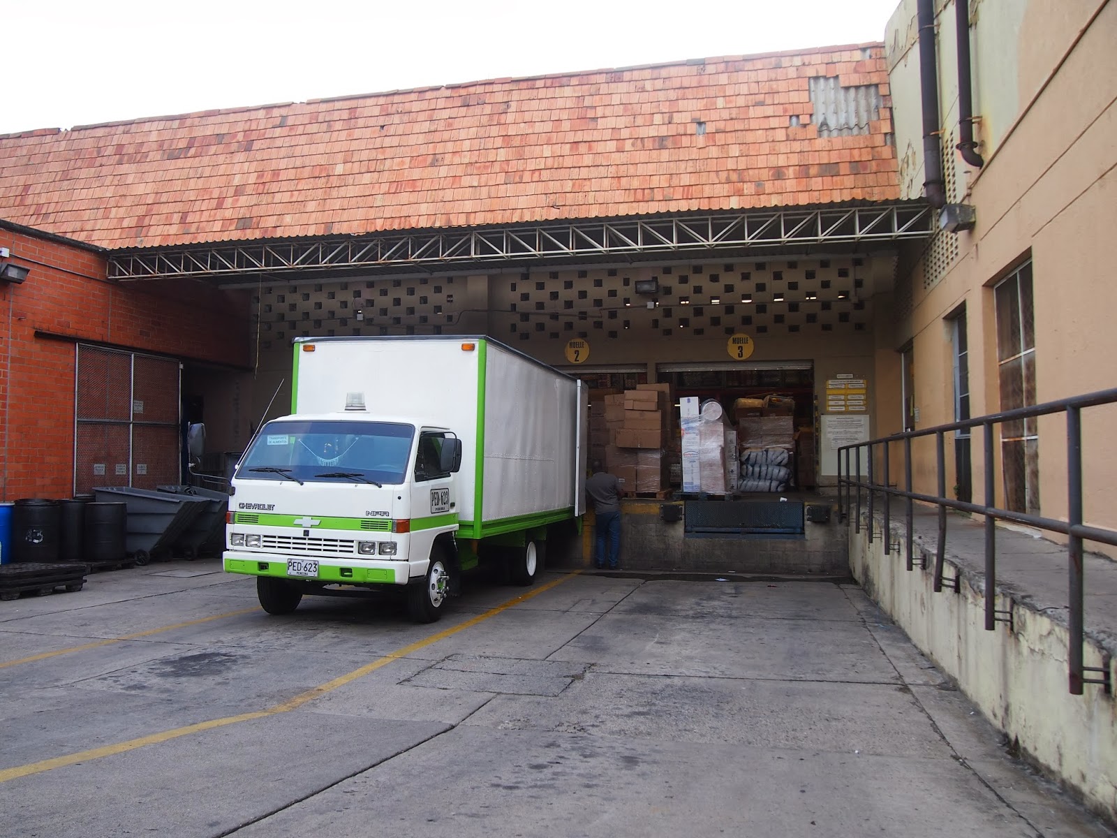 Logística aplicada: Caso Almacenes éxito S.A: Fotos Almacen éxito ...