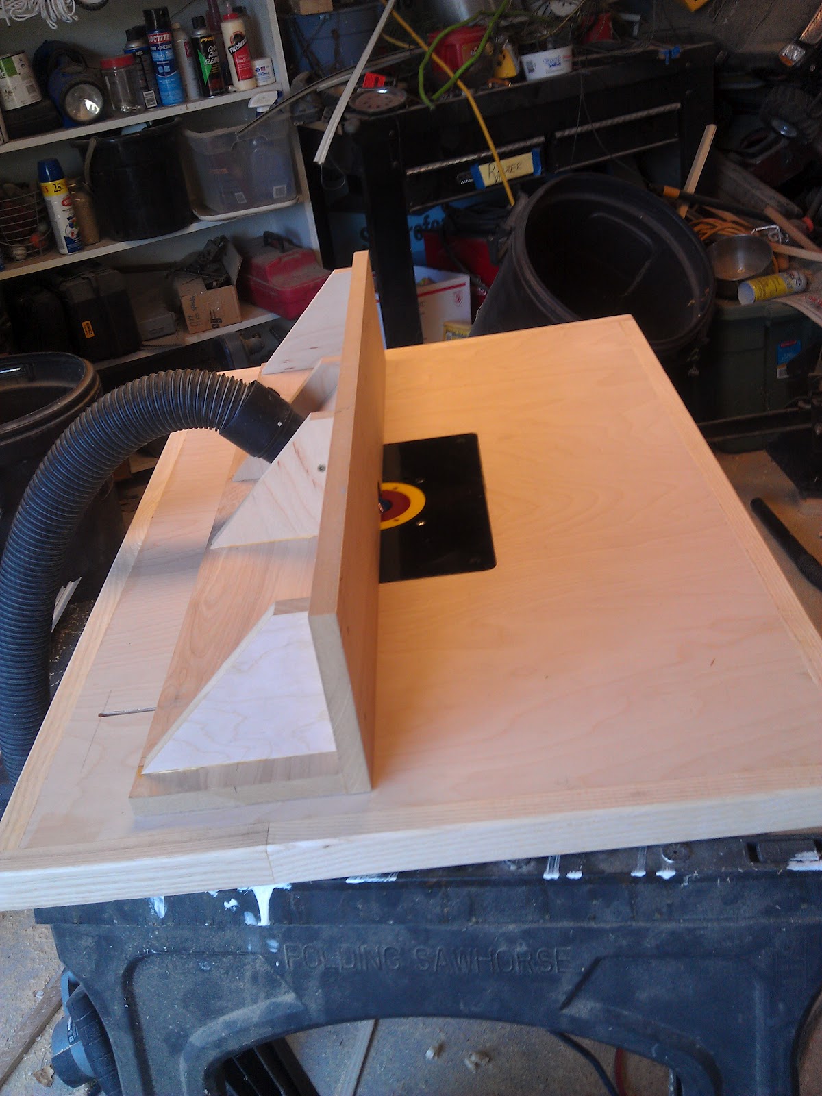 Wood Chuck's Workshop: Router Table Top and Fence are finished