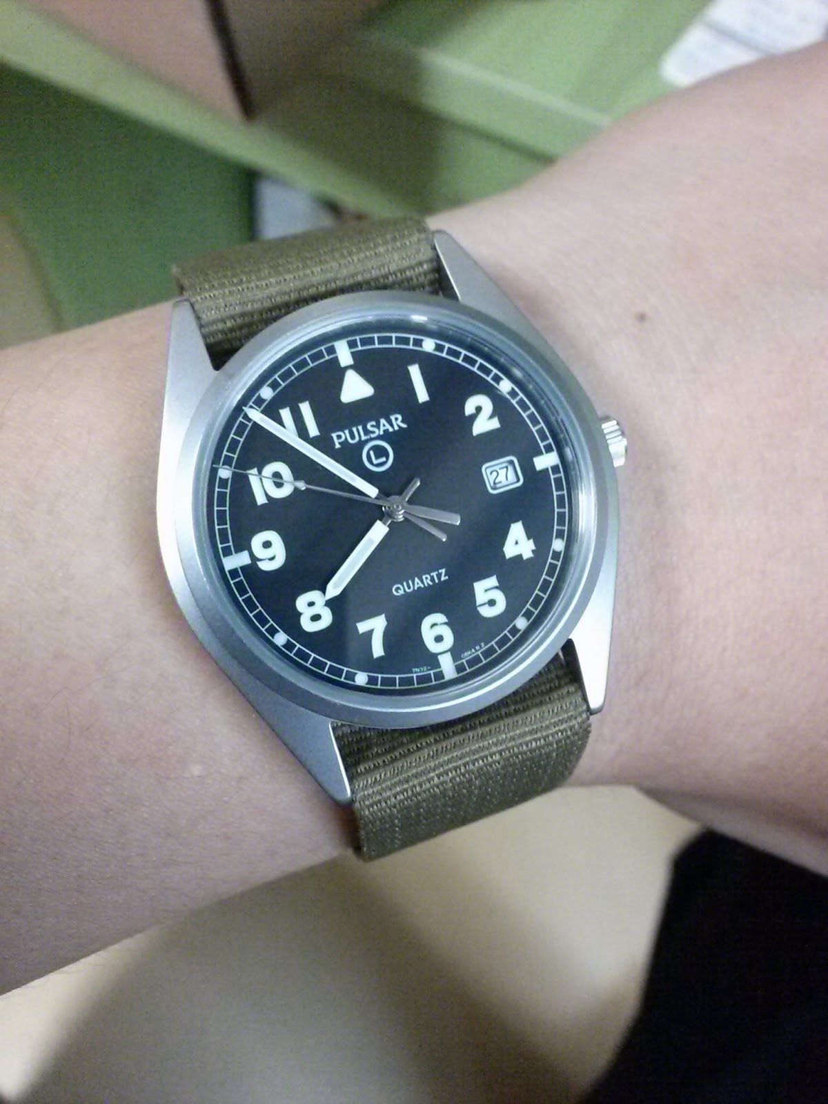 nonexpensive military field watch review: british royal airforce (RAF ...