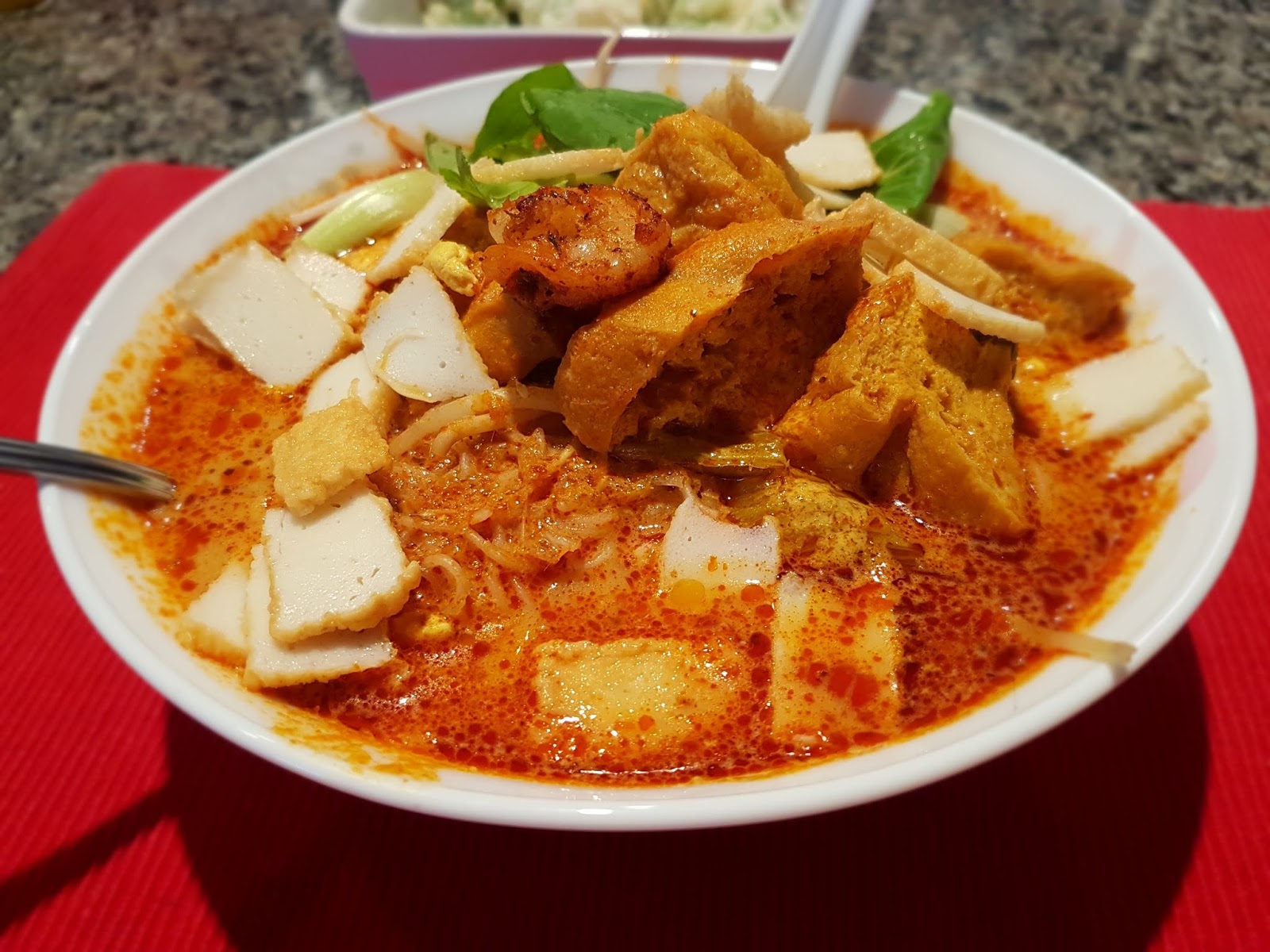 LAKSA (penang Laksa - Rice vermicelli with spicy coconut milk curry broth)
