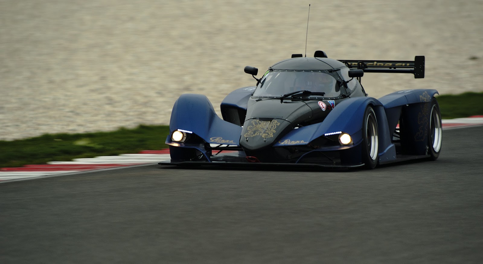 Davide458italia: Praga R1