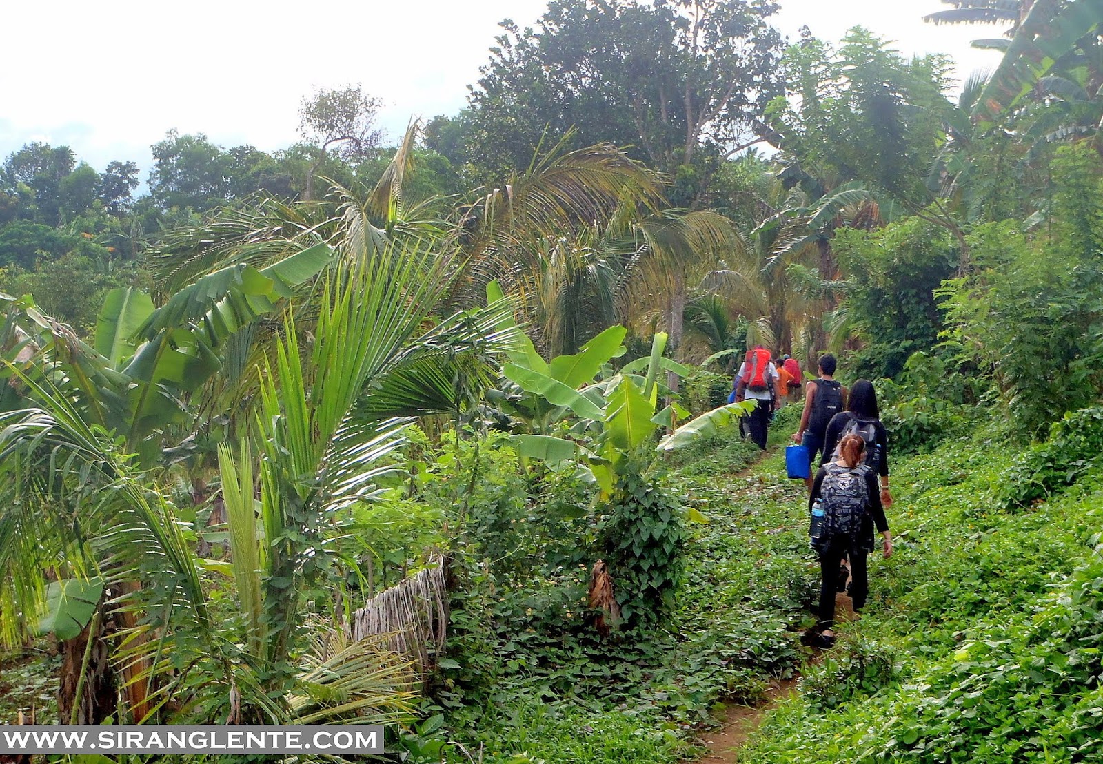 SIRANG LENTE | TRAVEL & HIKE: HIKING GUIDE: Mt. Mabilog and Pandin Lake