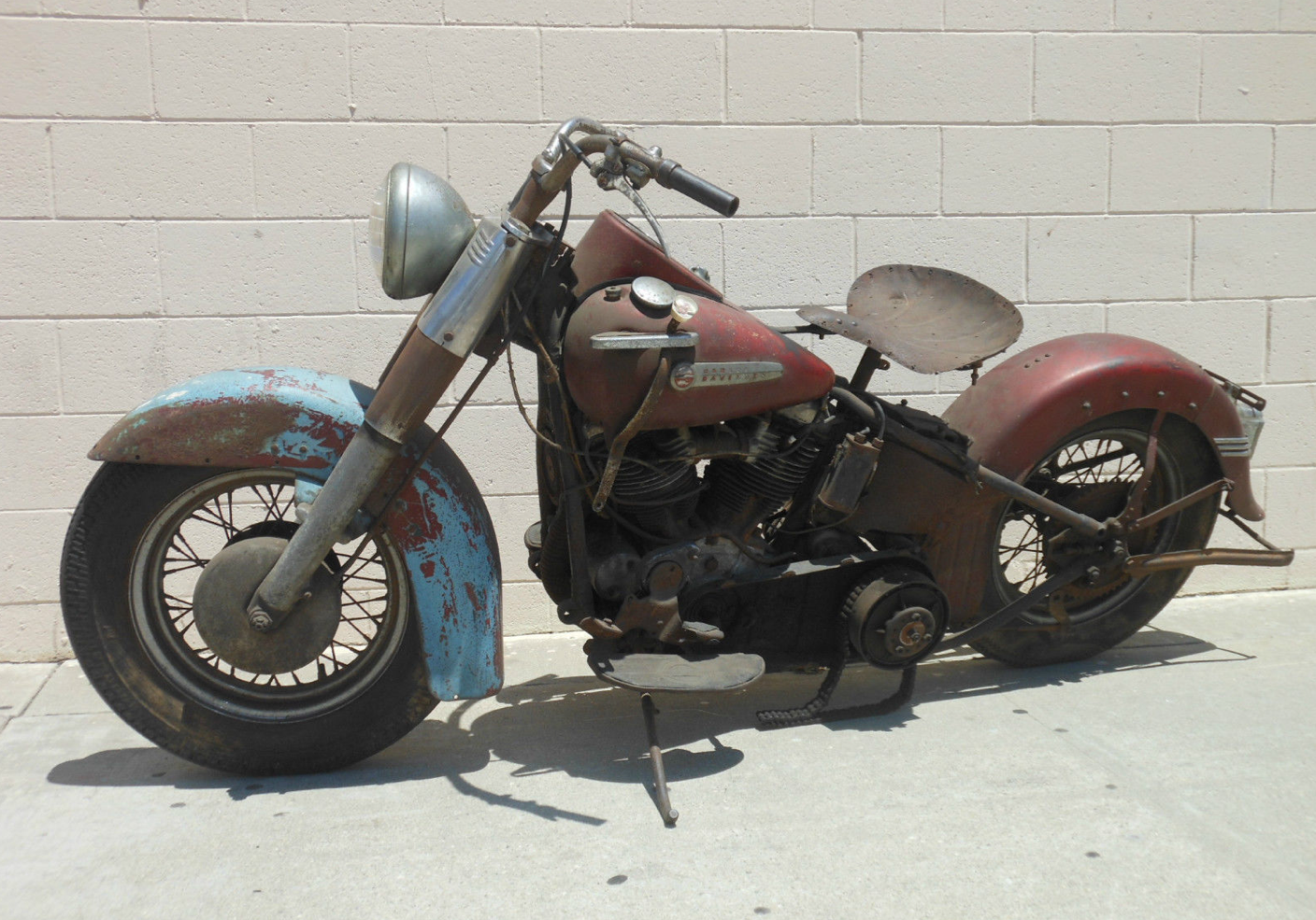 One Hell Of A Barn Find, Check Out This 1950 Panhead, All Original ...
