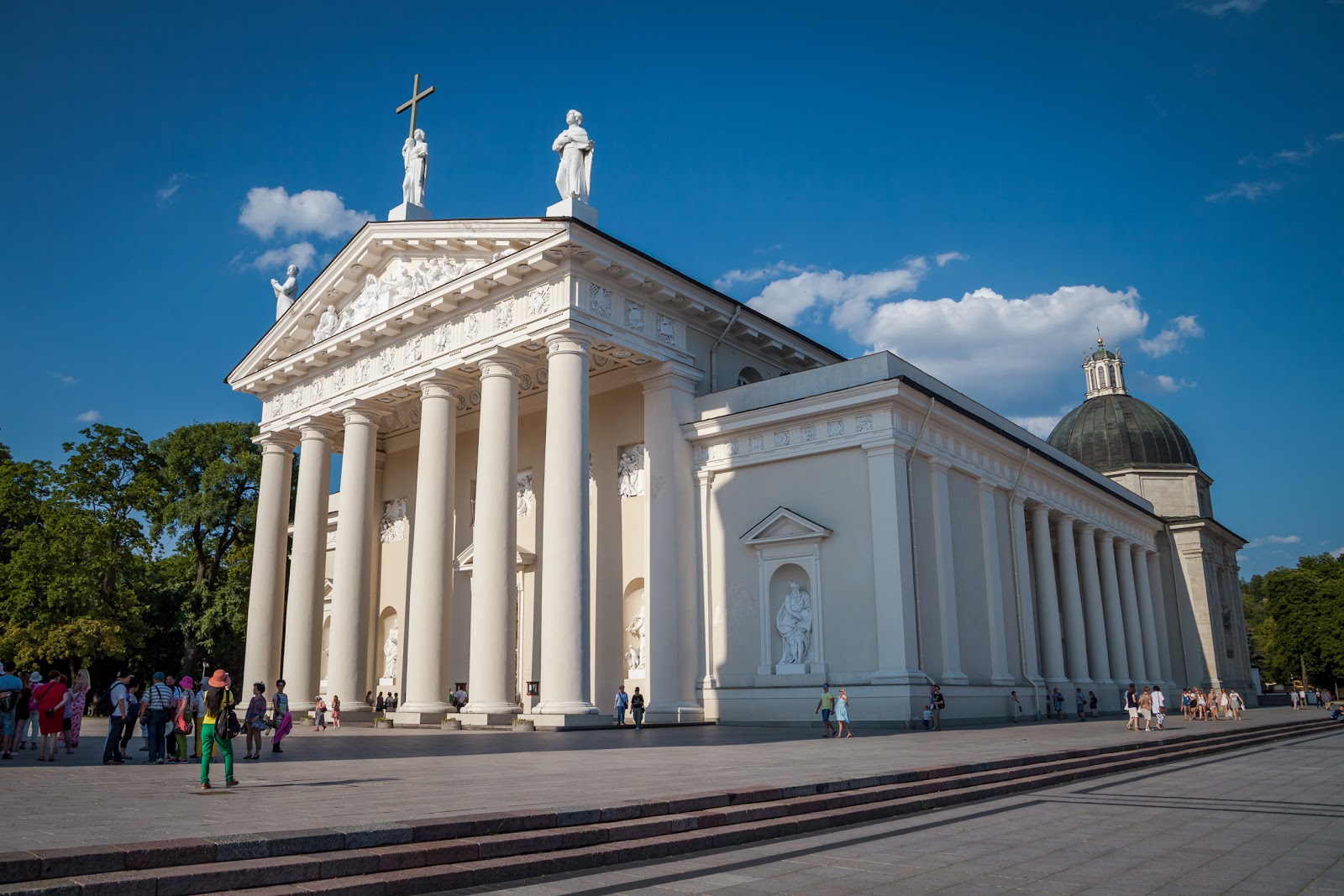 Charming Old Vilnius - Jewel of the Baltics - Explore the World with ...