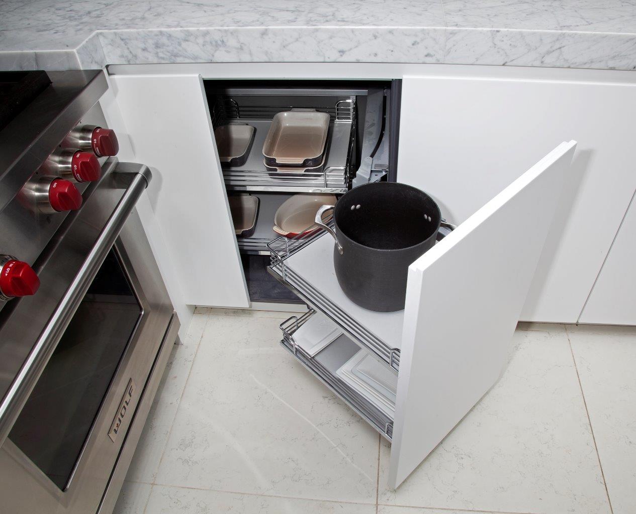 702 Hollywood: Ultimate Chef's Kitchen