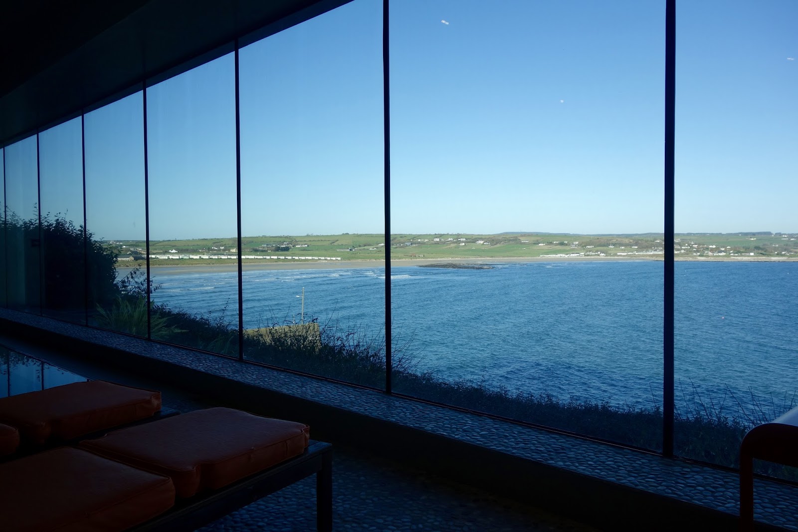 Annette O'Brien : The Cliff House Hotel