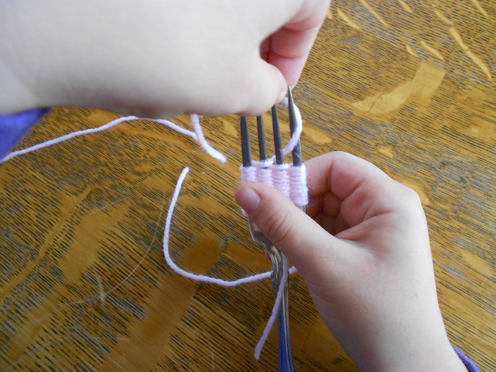 Almost Unschoolers: Fork Weaving