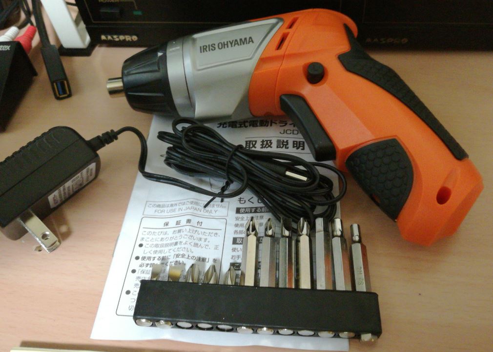 さえないオジサン: アイリスオーヤマ 電動ドリルドライバー 充電式 JCD-421-D