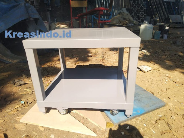 Beragam Jenis Meja Mesin Besi dan Keunggulannya