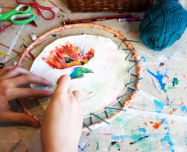 Jules Madden: Kids Craft Project: Painted Dream Catchers