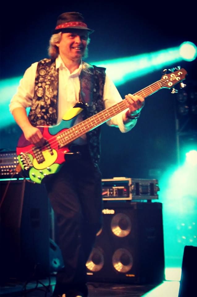 David Cagle - Vocalist. Studio Singer