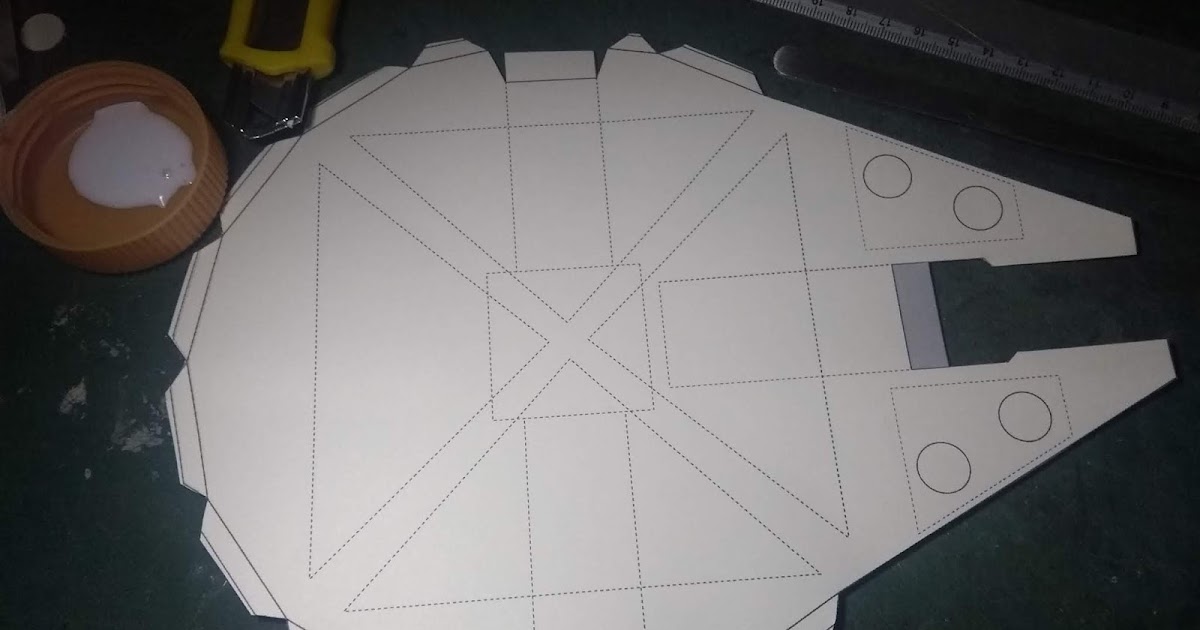 10 Papercraft Halcon milenario