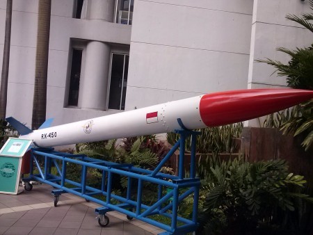 Pengembangan Roket dan Rudal Nasional