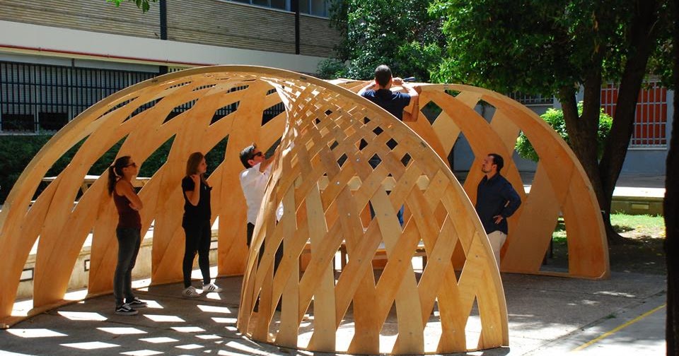 Lightweight Architecture and Developable Surfaces