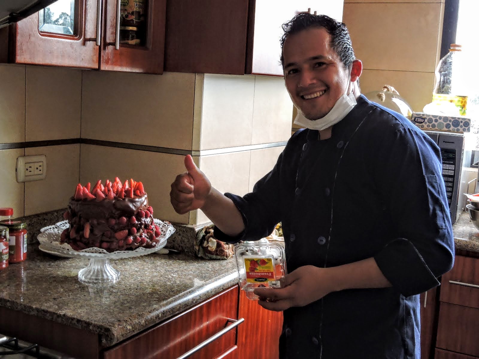 Cuenca Perspectives by Jim: MICHAEL WAGNER--MASTER CHEF-- PAELLA DINNER ...