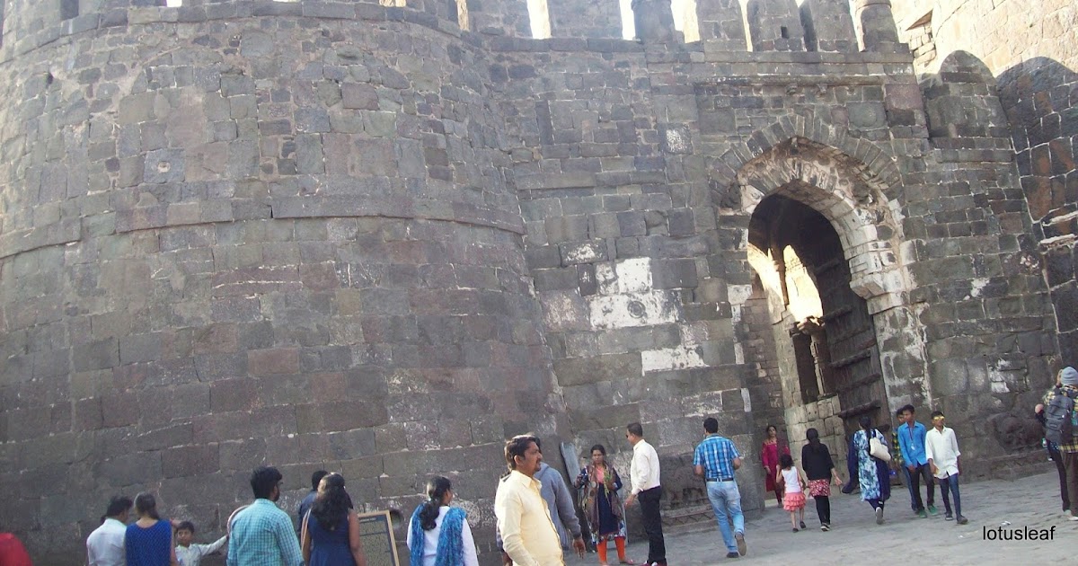 Travel Adventures: The mysterious Fort of Devgiri-Daulatabad