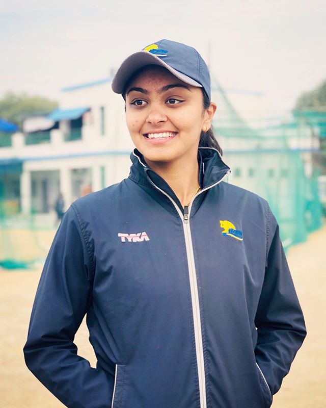 Cricketer Deol Harleen Photos - Talkiewoods - Entertain you million ways!