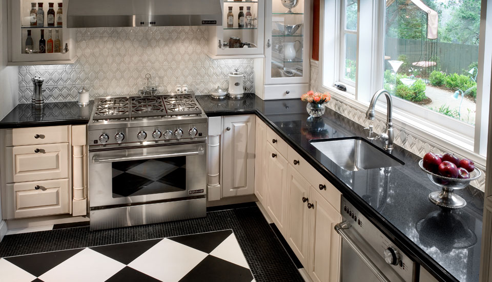 Absolute Noir | Diamond Rock Counter tops