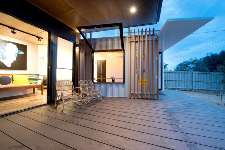 Shipping Container Homes & Buildings: Beach Box Shipping Container Home ...