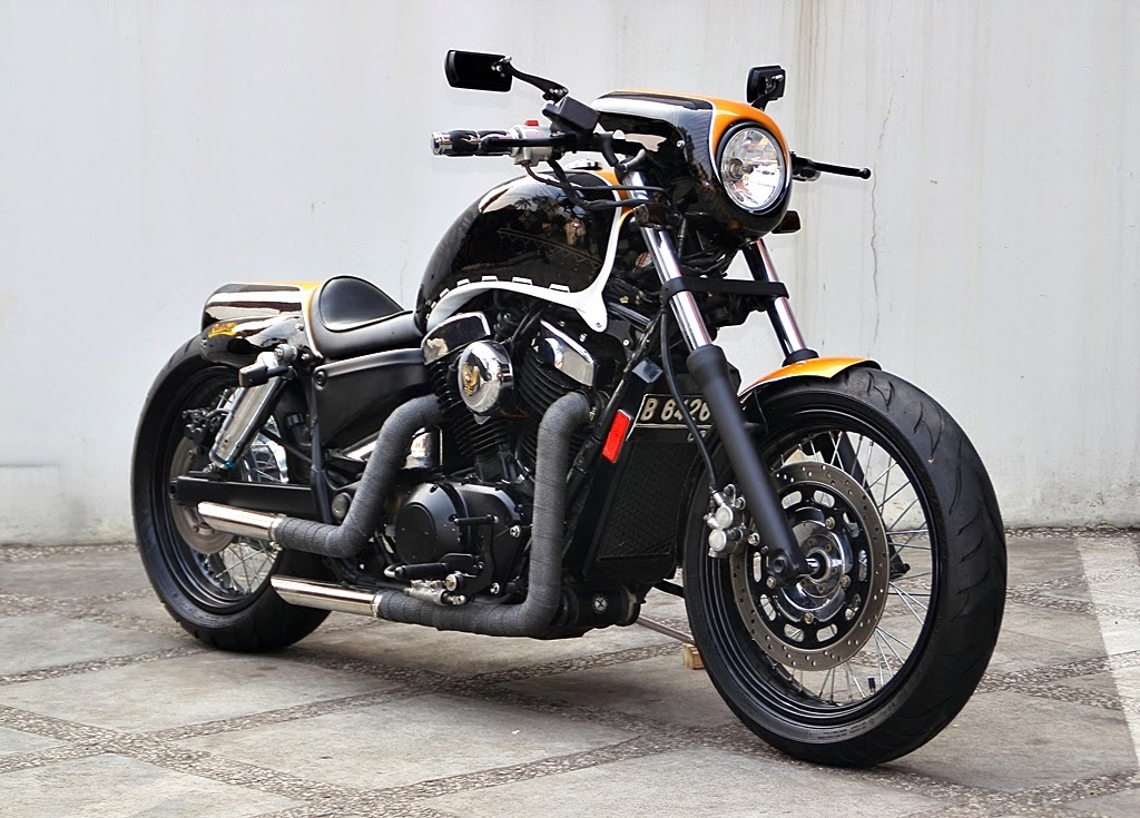 CUSTOM SOUL: Honda Shadow Studio Motor