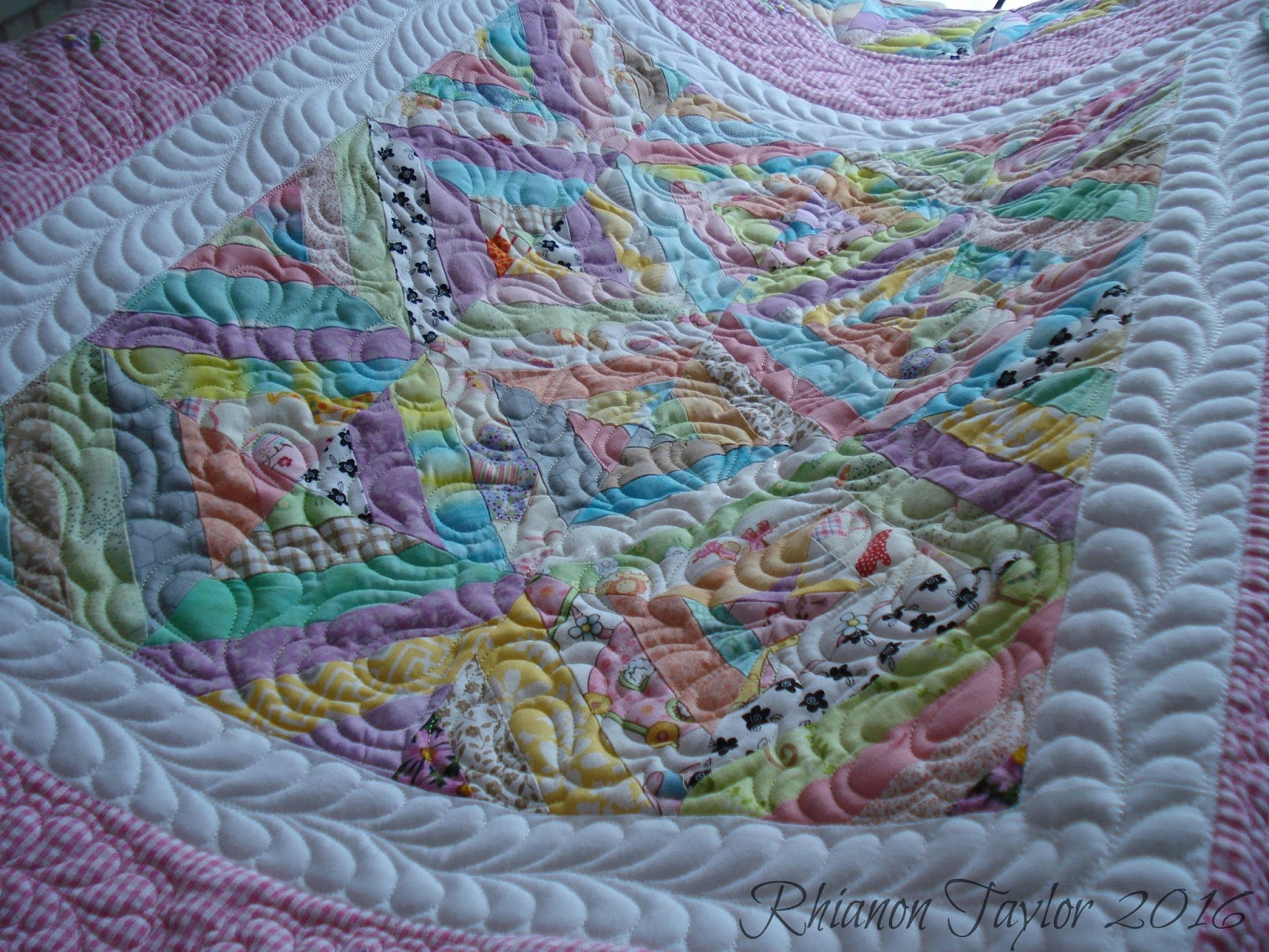 The Nifty Stitcher: Scrappy Strings Baby Quilt