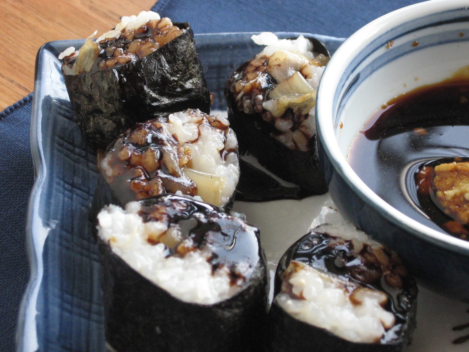 VeganForOne: Caramelized Onion Sushi with Balsamic Reduction for One